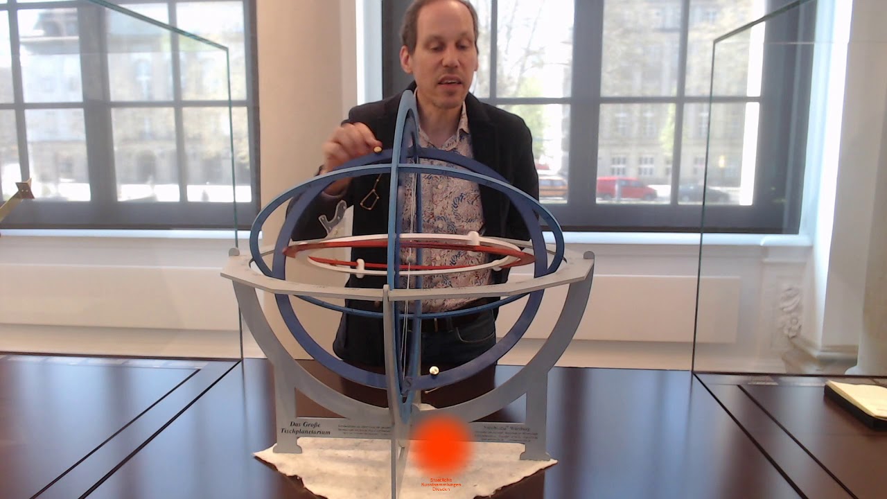 Mit Michael Korey durch den Mathematisch-Physikalischen Salon im ...